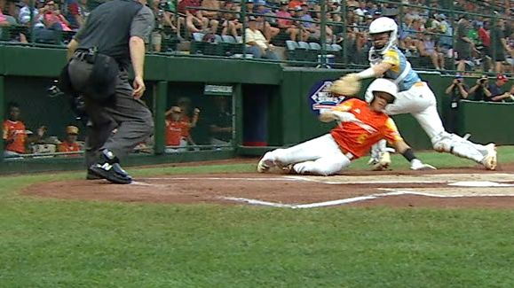 Dalyn Martin's amazing slide gets Texas on the board - ESPN Video