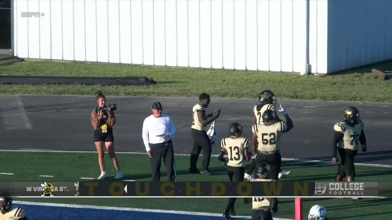 Donovan Riddick airs it out for 24-yard TD - ESPN Video