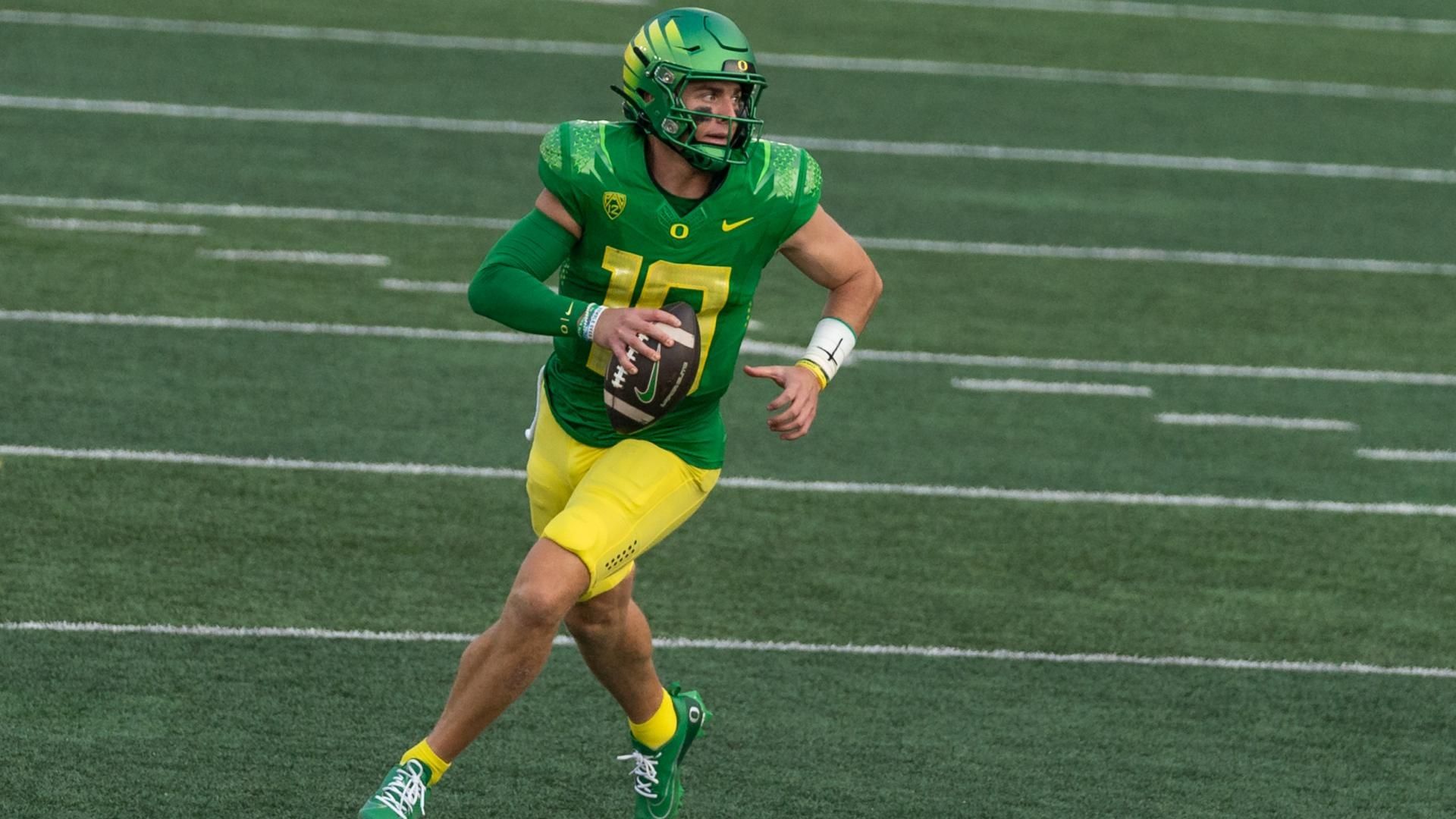 Bo Nix shines in Oregon's huge win over Hawaii - ESPN Video