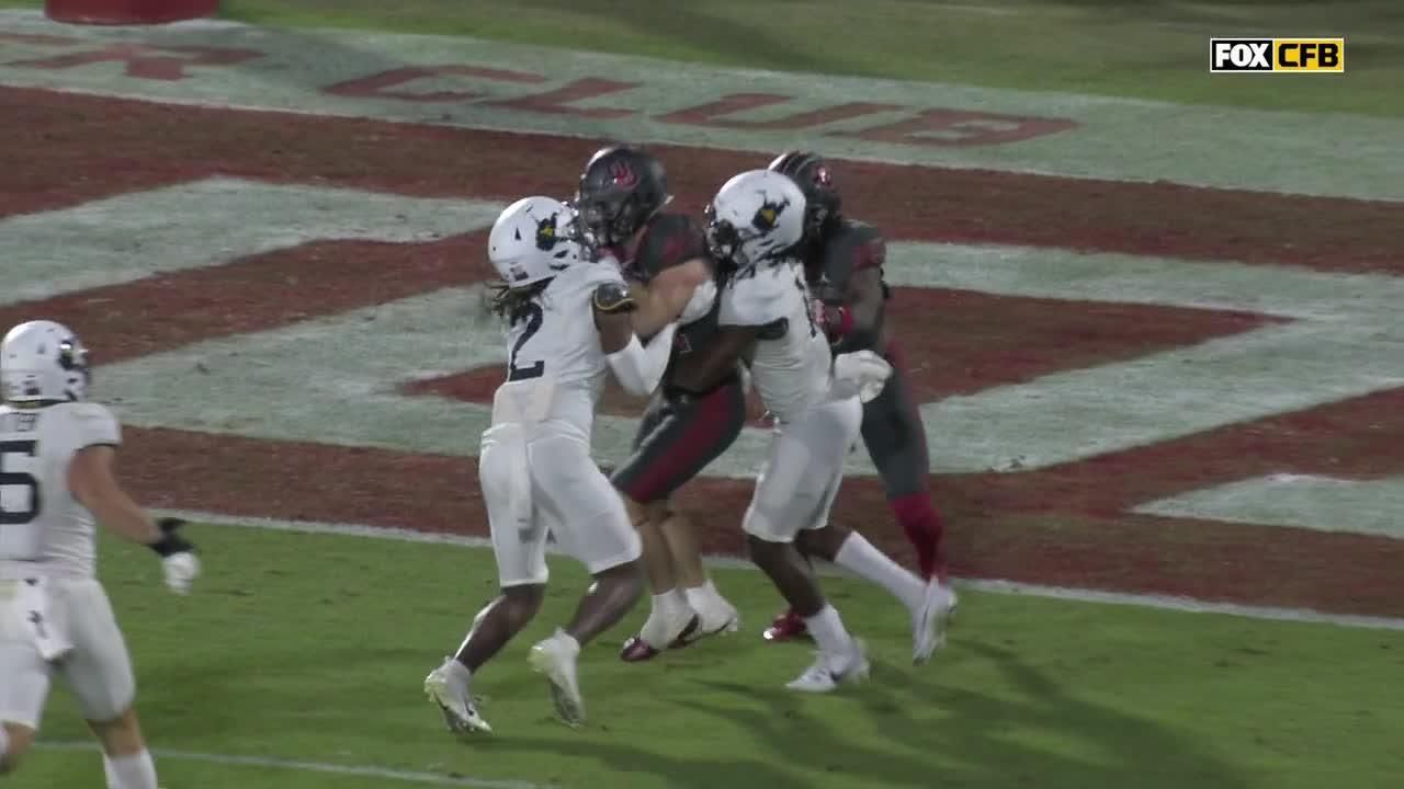 Drake Stoops drags defenders across goal line for Oklahoma TD - ESPN Video