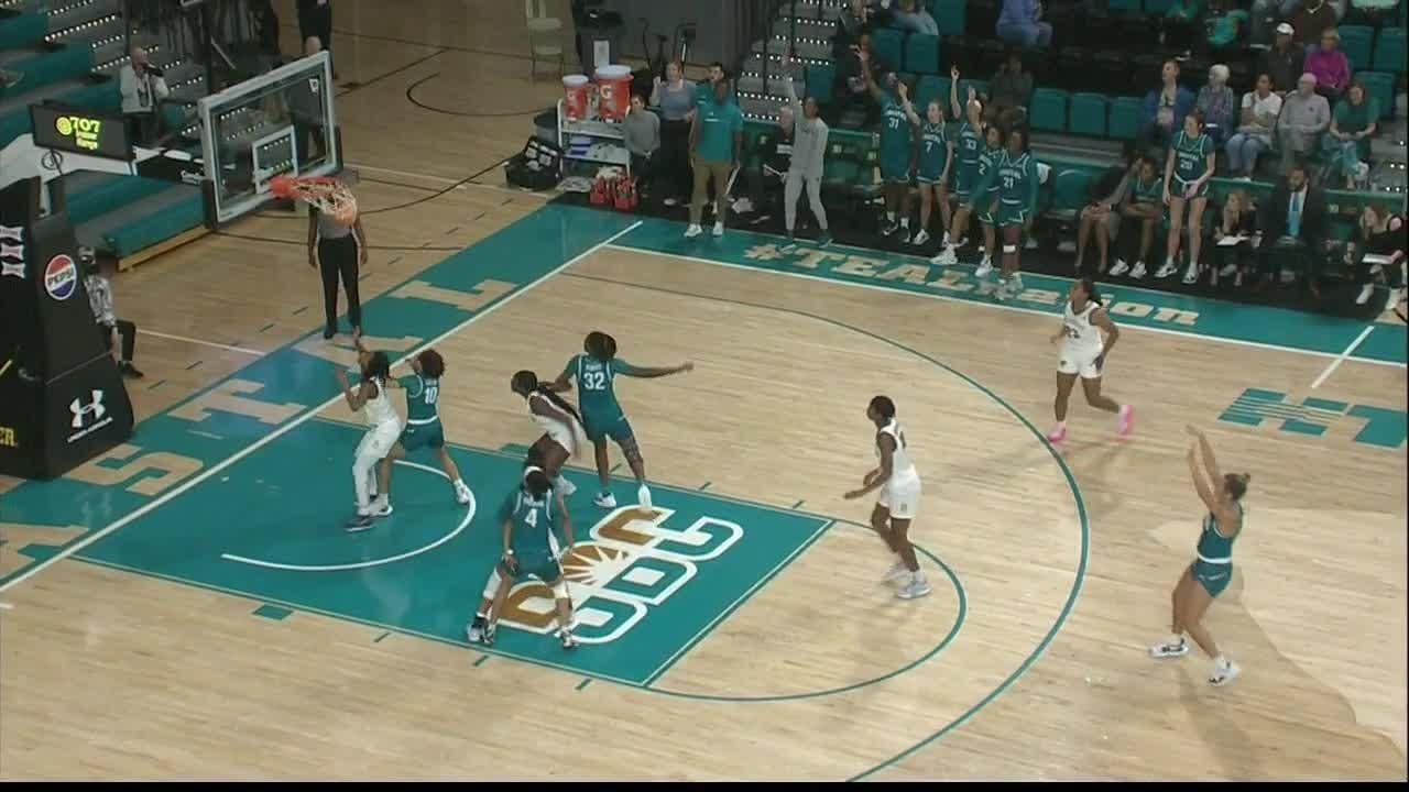Anaya Barney sinks it from downtown - ESPN Video