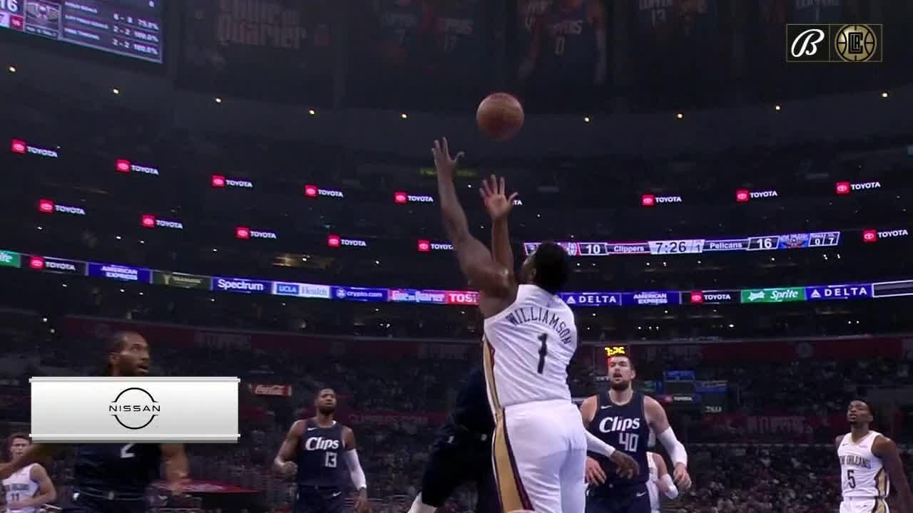 Zion Williamson knocks down and-1 bucket - ESPN Video