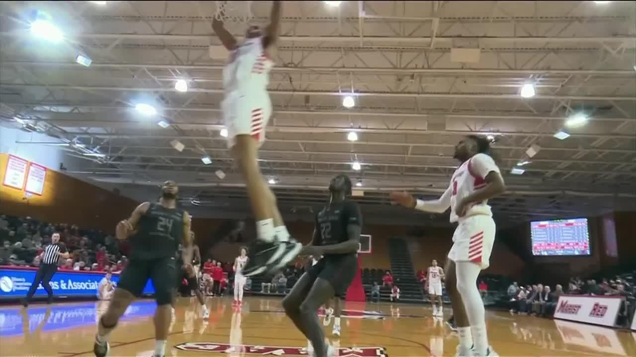 Jaden Daughtry skies for big slam in Marist's win - ESPN Video