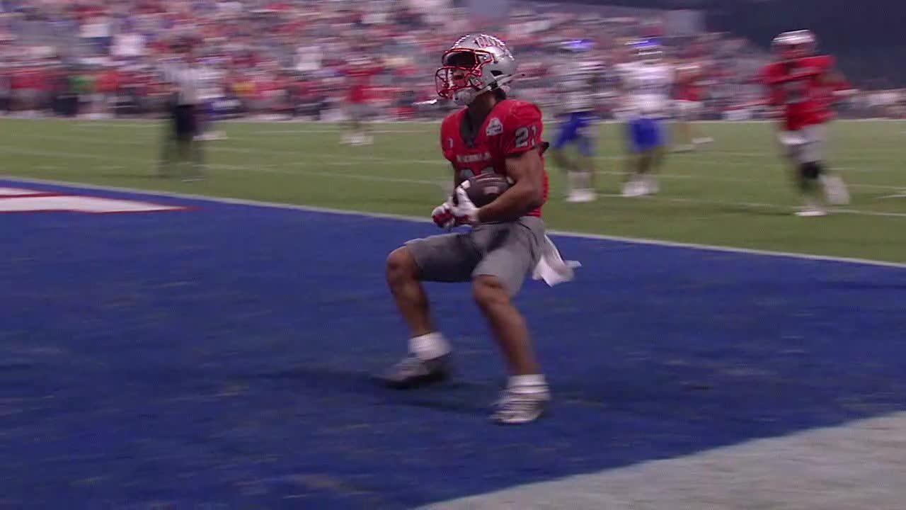 Jacob De Jesus walks in for a UNLV TD - ESPN Video