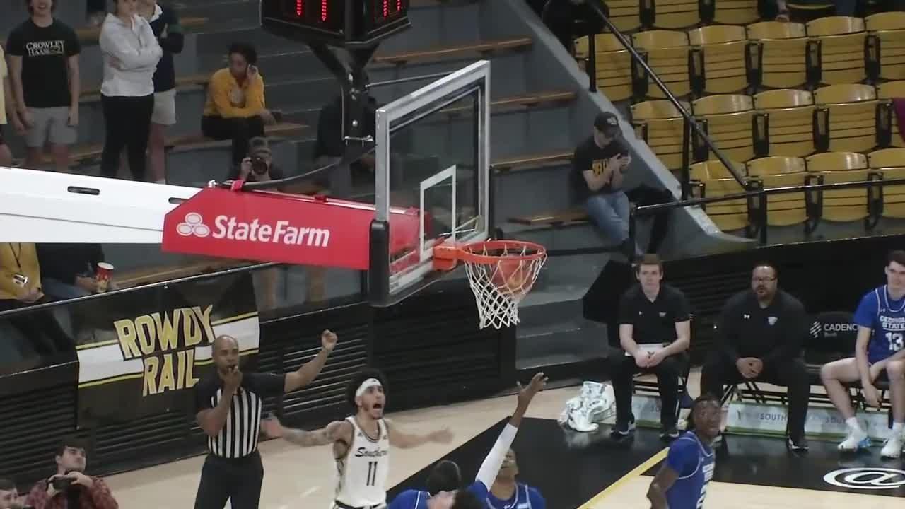 Donovan Ivory fights off defender for and-1 - ESPN Video
