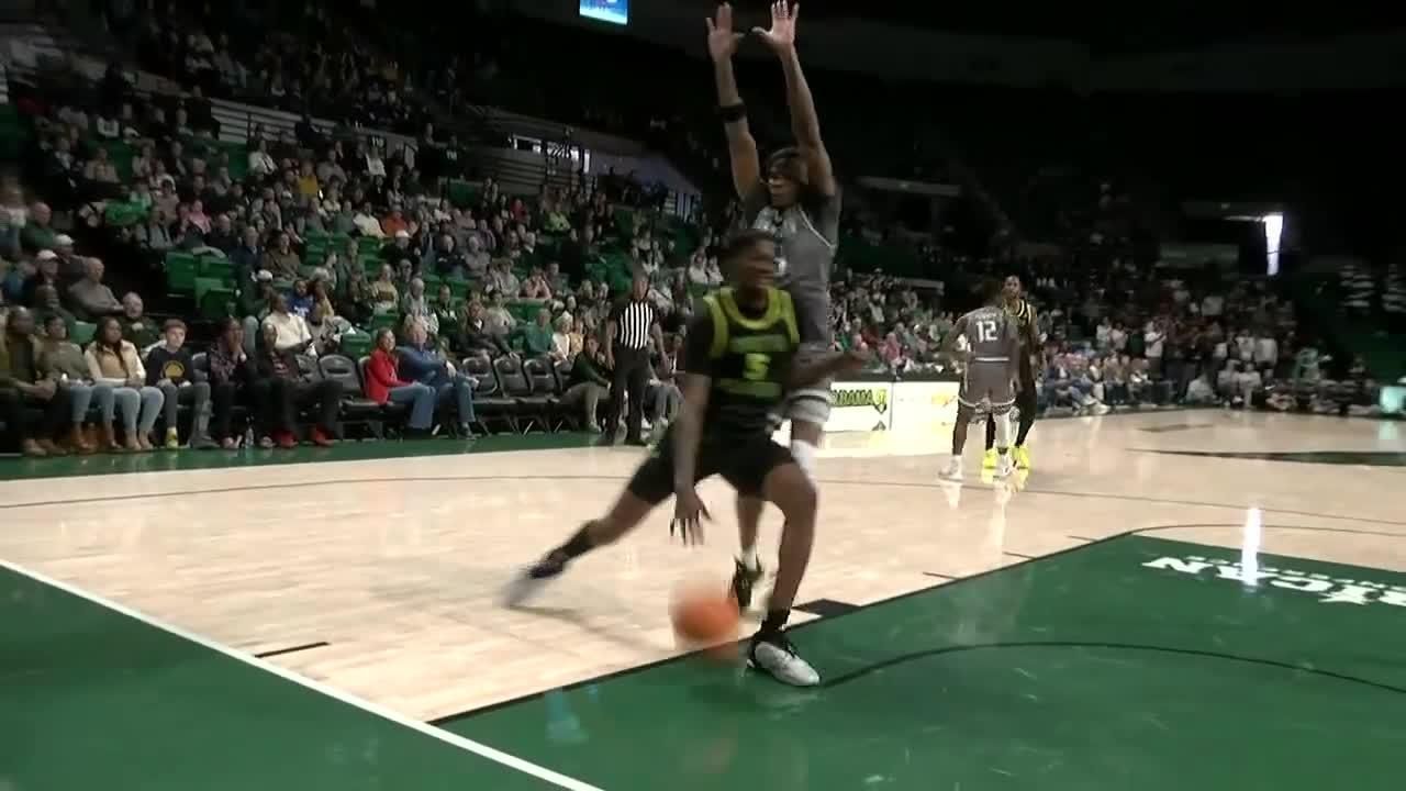 Brandon Stroud gets the and-1 to fall - ESPN Video