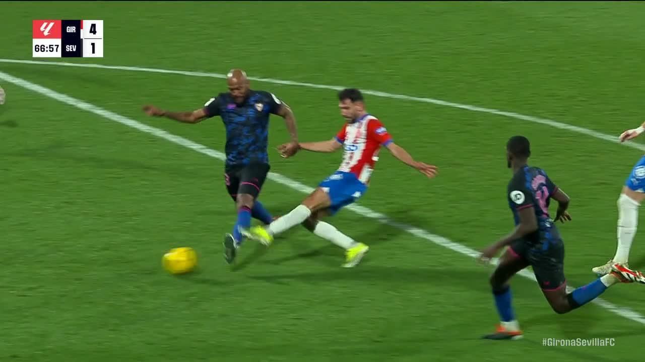 Marko Dmitrovic makes a great save - ESPN Video