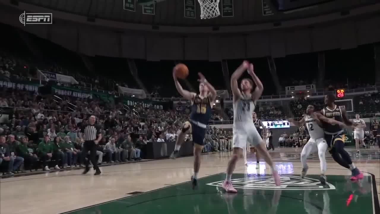 AJ Clayton denies Kent State Golden Flashes with swat - ESPN Video