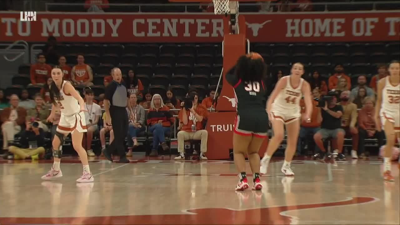 What a shot by Kelly Mora - ESPN Video