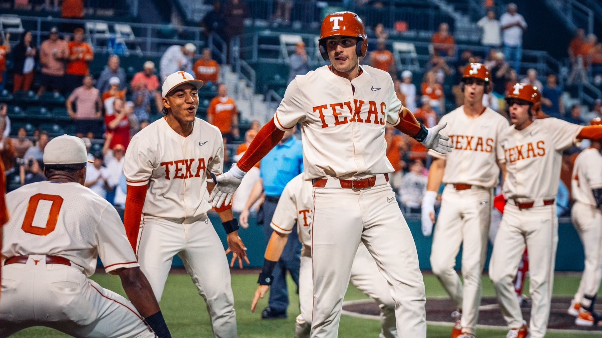 Texas Makes St Johns Pay For Missed Popup With Grand Slam On Next