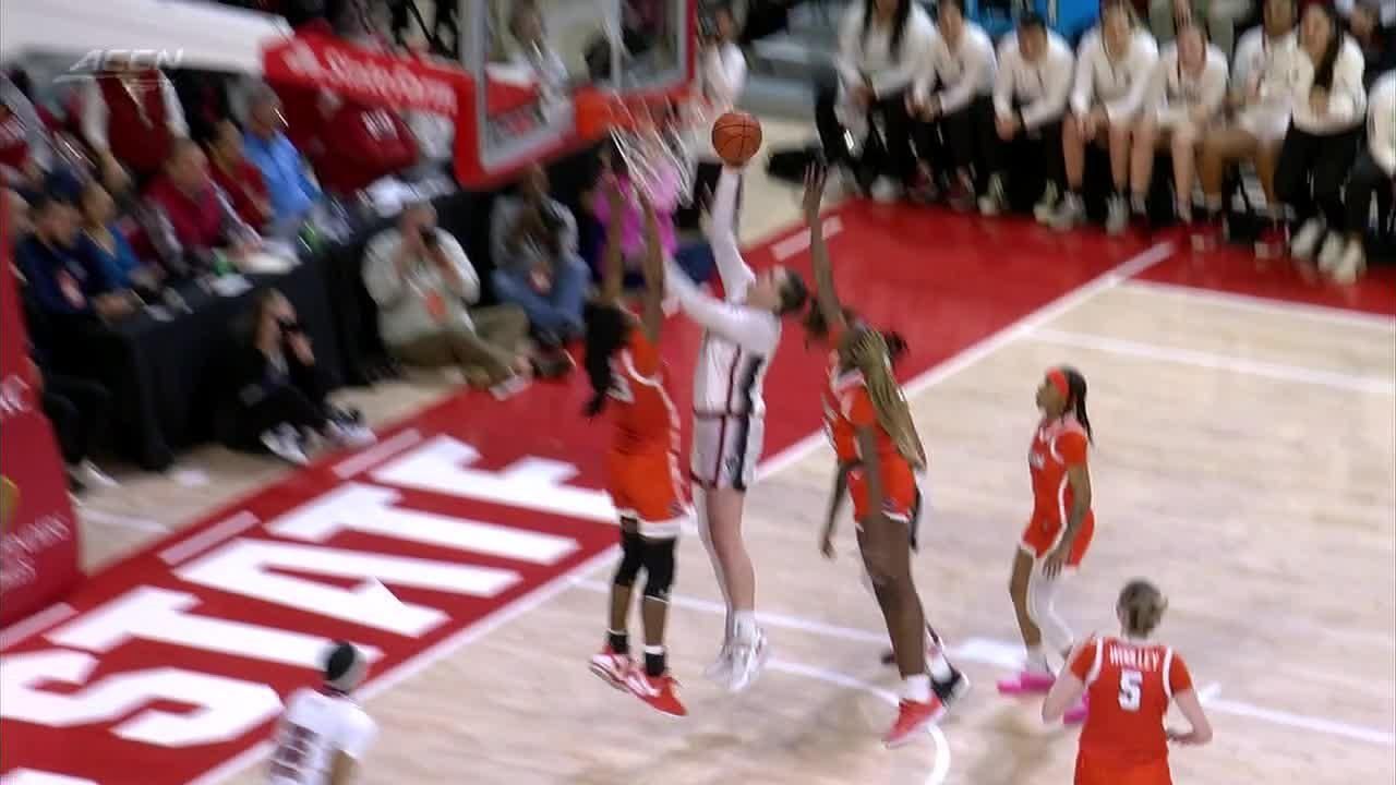 River Baldwin sinks go-ahead layup late for NC State - ESPN Video
