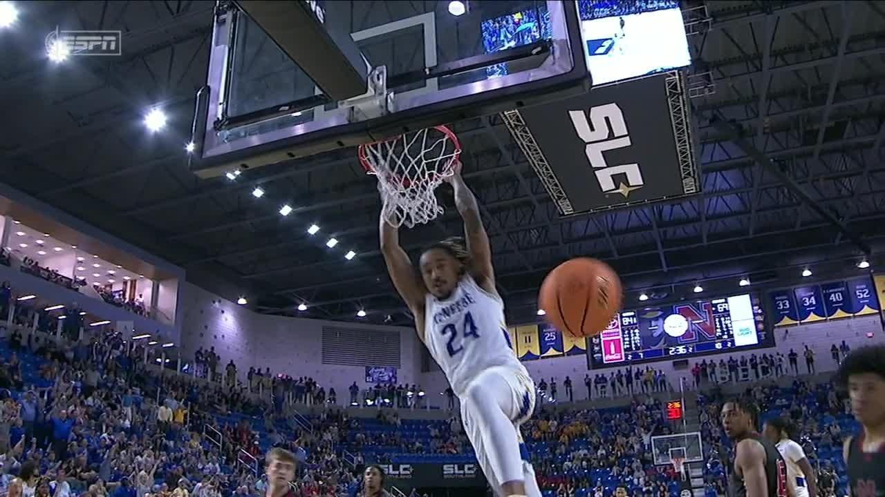 Christian Shumate rocks the rim with powerful flush - ESPN Video