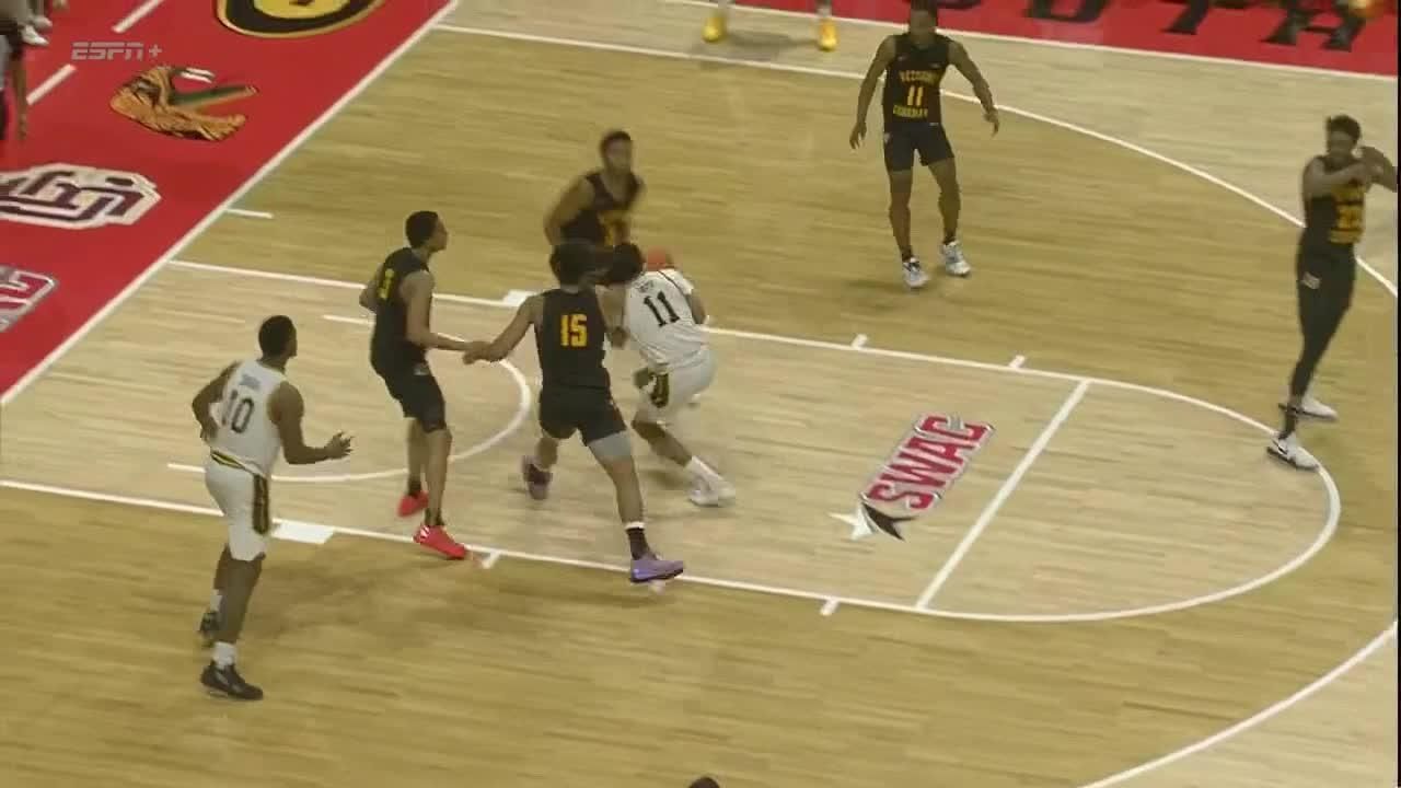Jourdan Smith somehow gets the and-1 to fall - ESPN Video