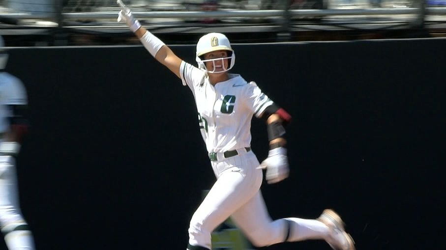 Charlotte's Arianna Rodi blasts 2 HRs in 2 innings in AAC Championship ...