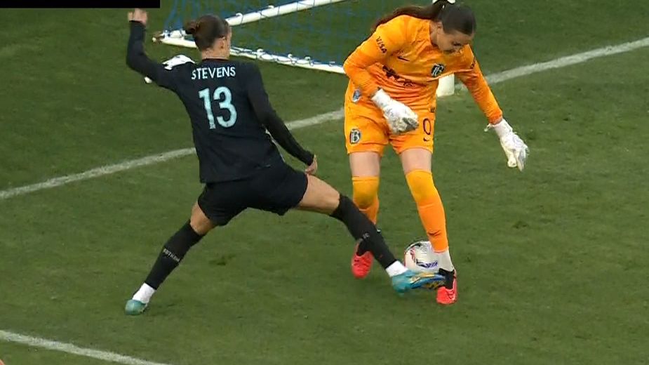 Ella Stevens nets her second goal for Gotham FC - ESPN Video