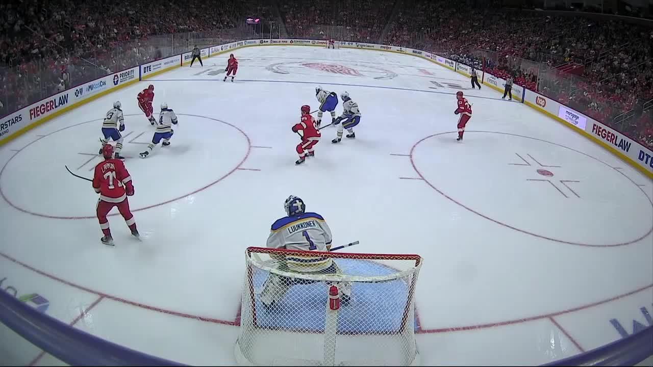 Dylan Larkin scores on the power play for Detroit Red Wings - ESPN Video