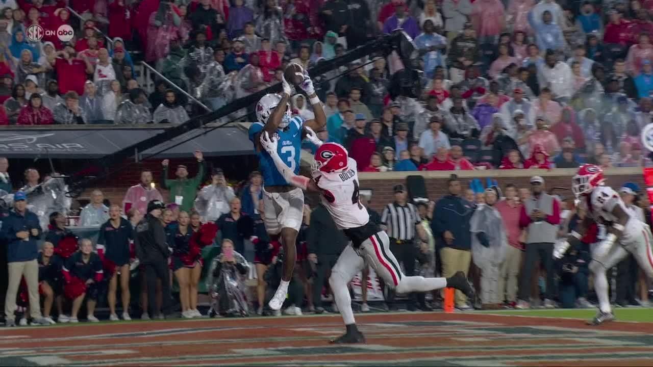 Antwane Wells Jr. hauls in incredible catch to extend Ole Miss' lead ...