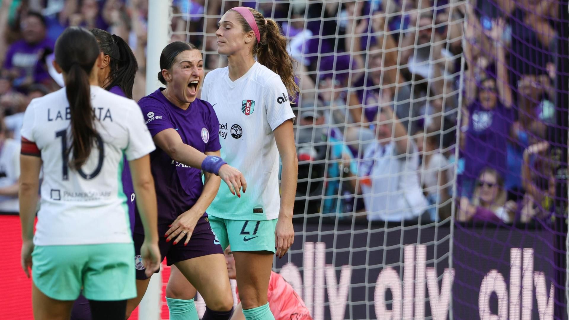 Orlando Pride's Haley McCutcheon evens the score with a goal - ESPN Video
