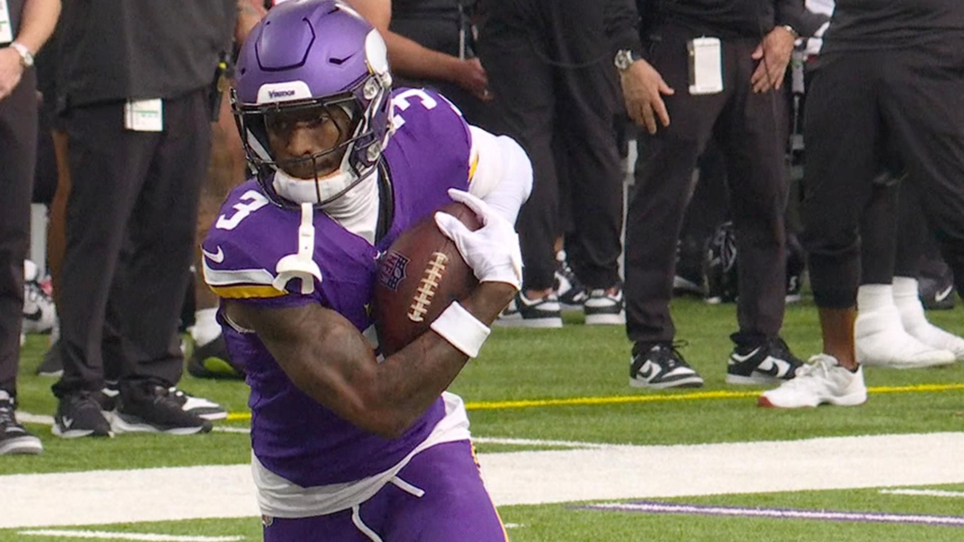 Sam Darnold airs it out to Jordan Addison for 49-yard TD - ESPN Video