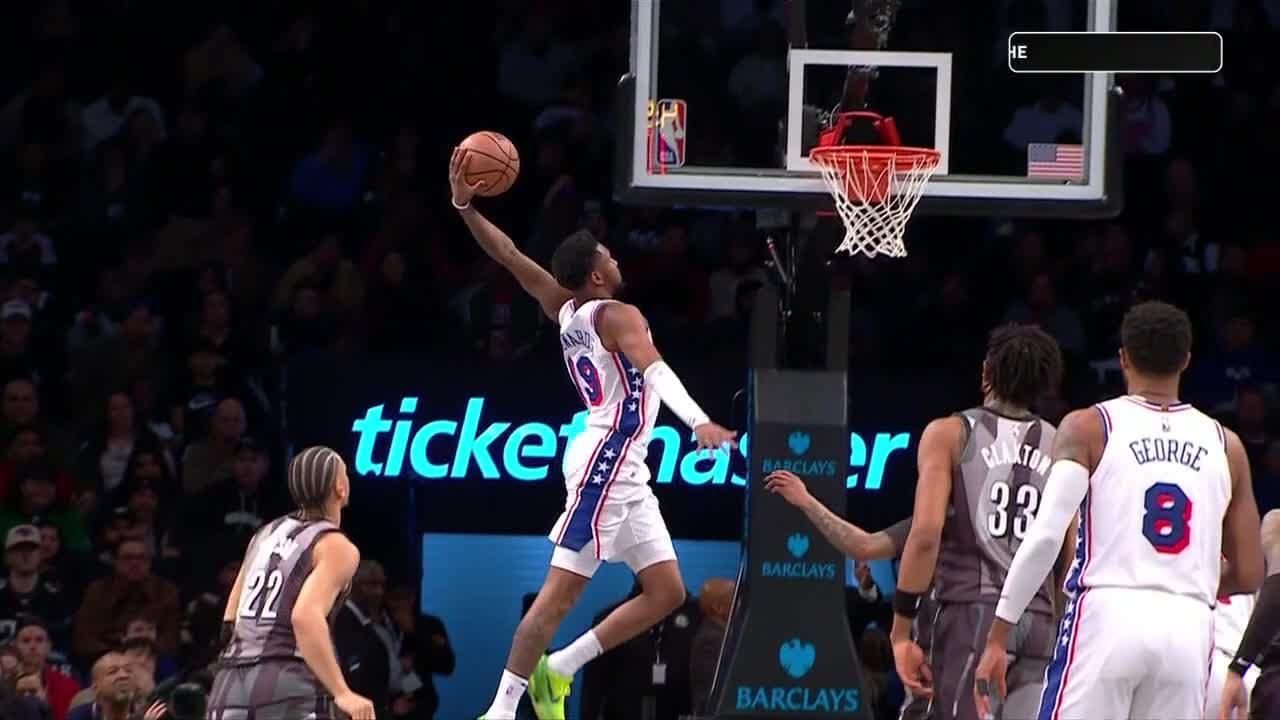 Justin Edwards rocks the rim with powerful jam - ESPN Video