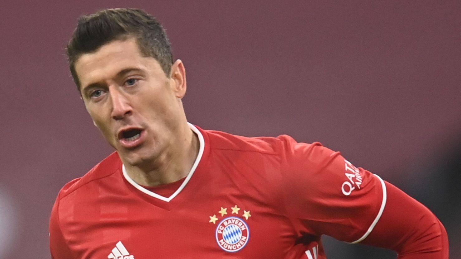 Lewandowski reaches milestone in Bayern comeback win - ESPN Video