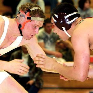 Wrestler fights back from drug addicition to inspire team - ESPN