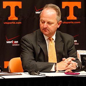 Mike Hamilton finally sees the door - ESPN - Men's College Basketball ...