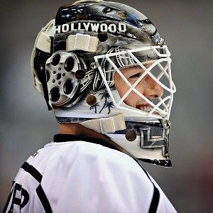 Los Angeles Kings' Jonathan Bernier giving up Hollywood sign on goalie ...