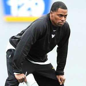 West Virginia assistant coach and Texas graduate Daron Roberts ...