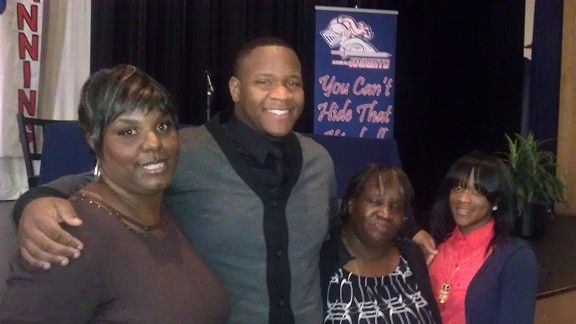 DT Justin Manning commits to Texas A&M - ESPN - Texas A&M Aggies- ESPN