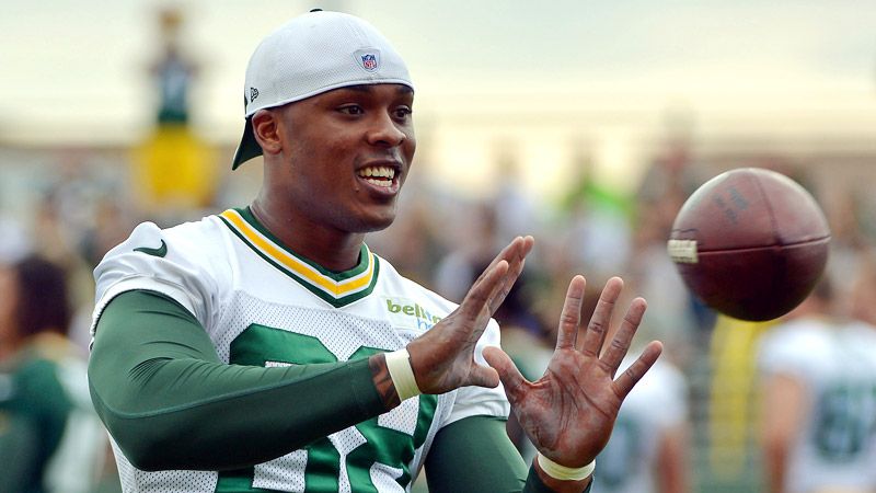 Green Bay Packers' Jermichael Finley tries to let play do the talking ...