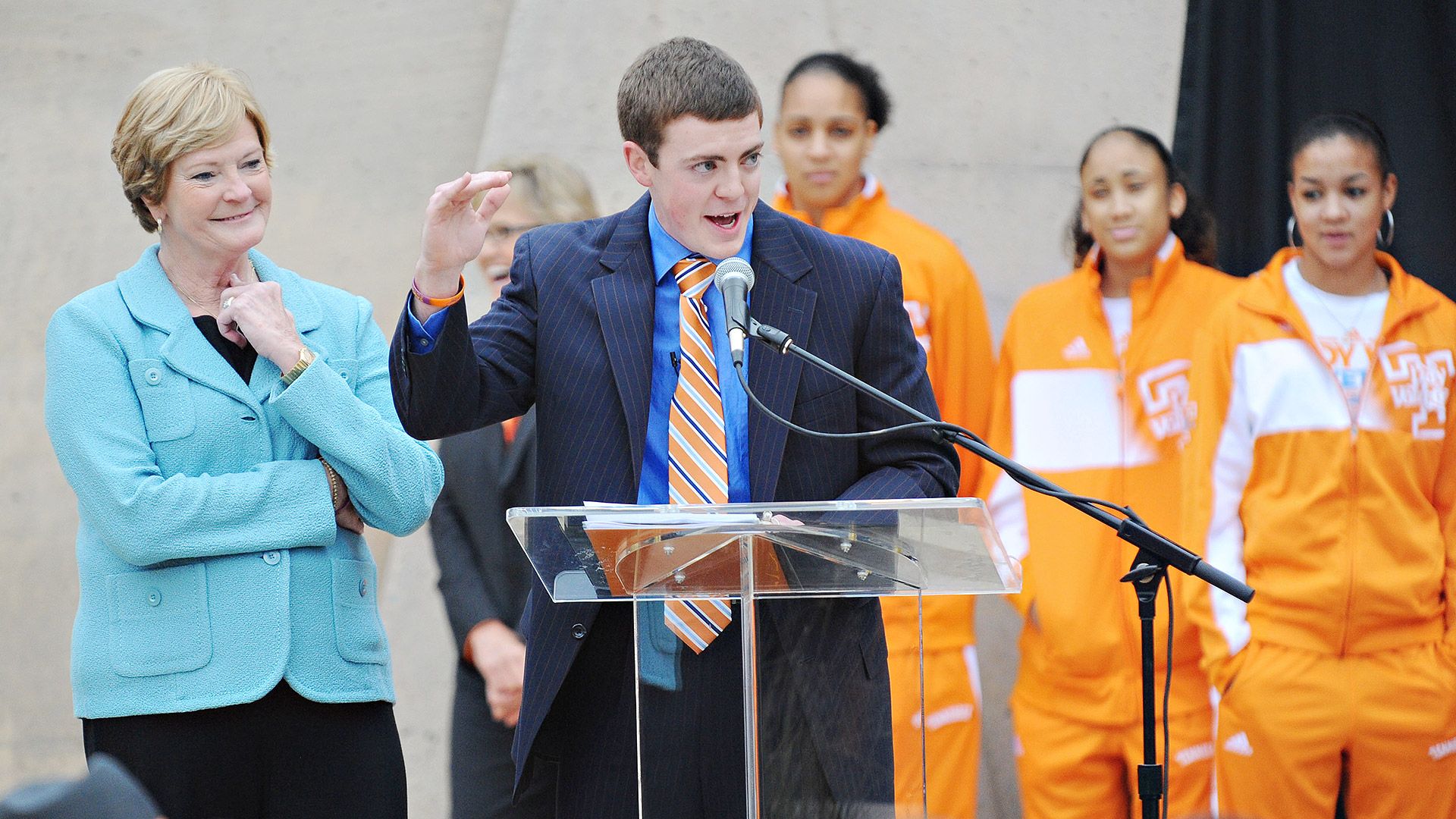 Tyler Summitt, 23, to coach La. Tech - ESPN