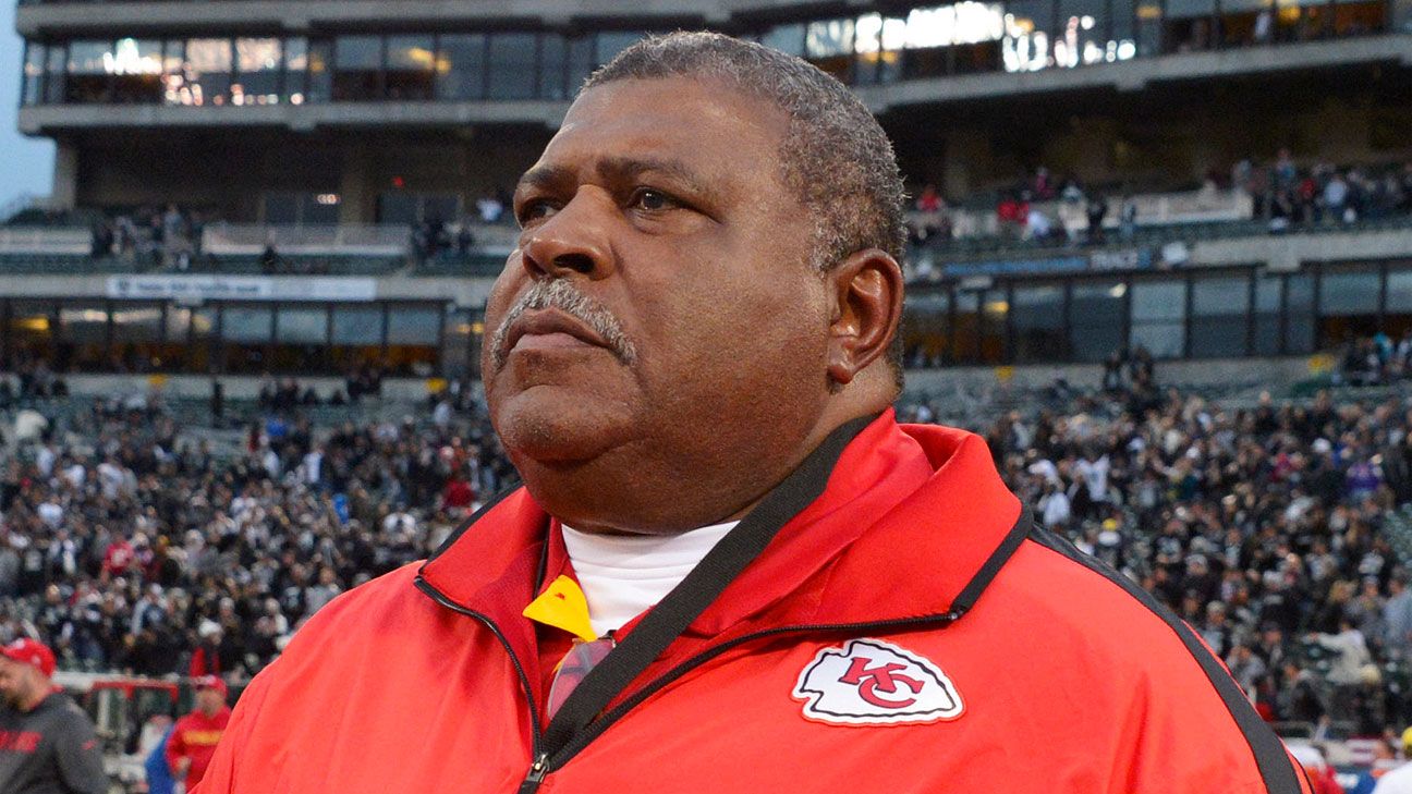 Romeo Crennel to be Texans' DC - ESPN