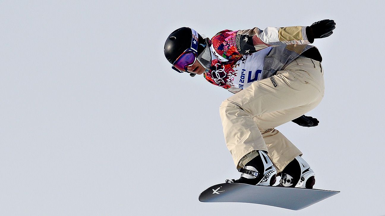 2014 Sochi Olympics -- Eva Samkova streaks to gold in women's ...