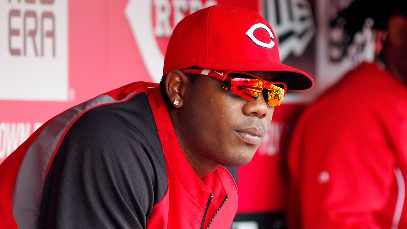 Aroldis Chapman of Cincinnati Reds cleared to throw batting practice - ESPN