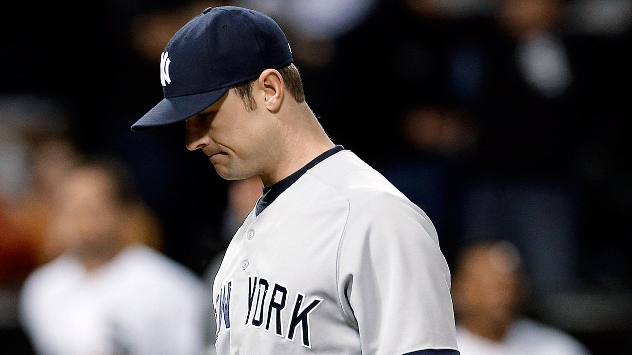 New York Yankees David Robertson blows first save of post-Mo era - ESPN ...