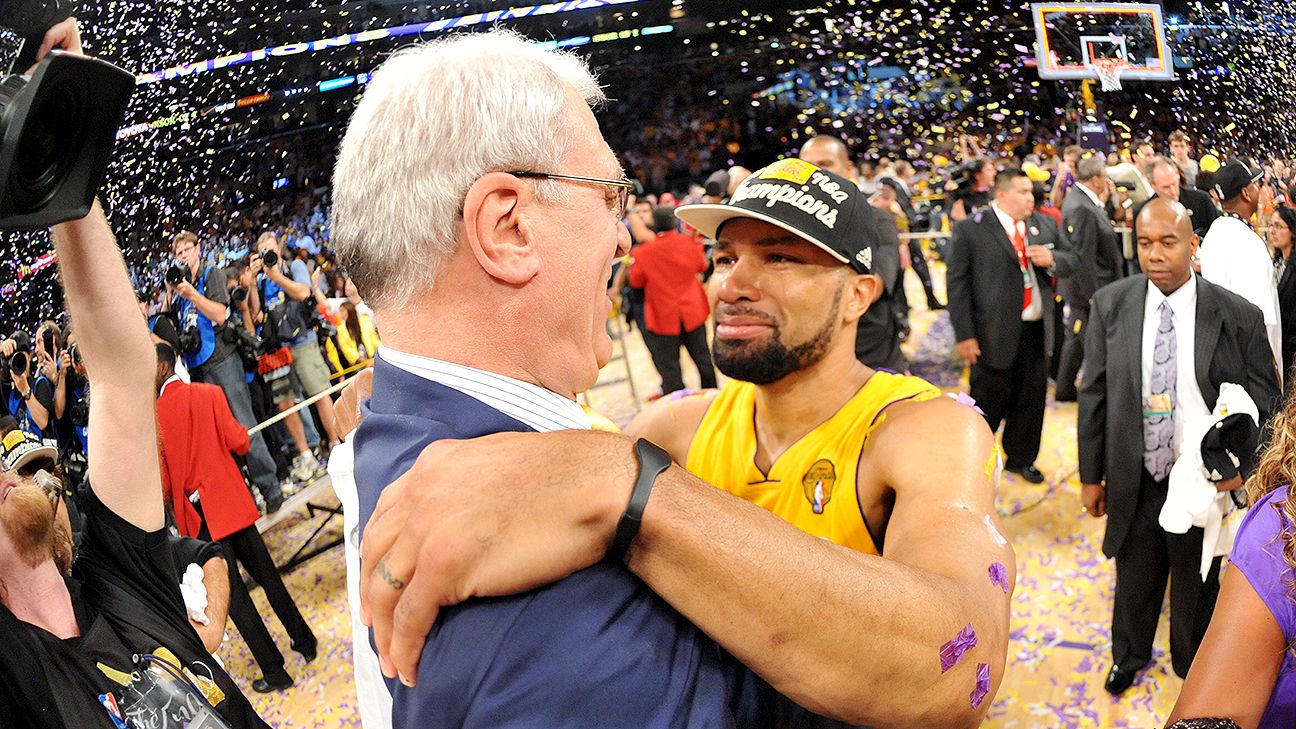 NBA - Derek Fisher must develop his own voice as coach of the New York ...