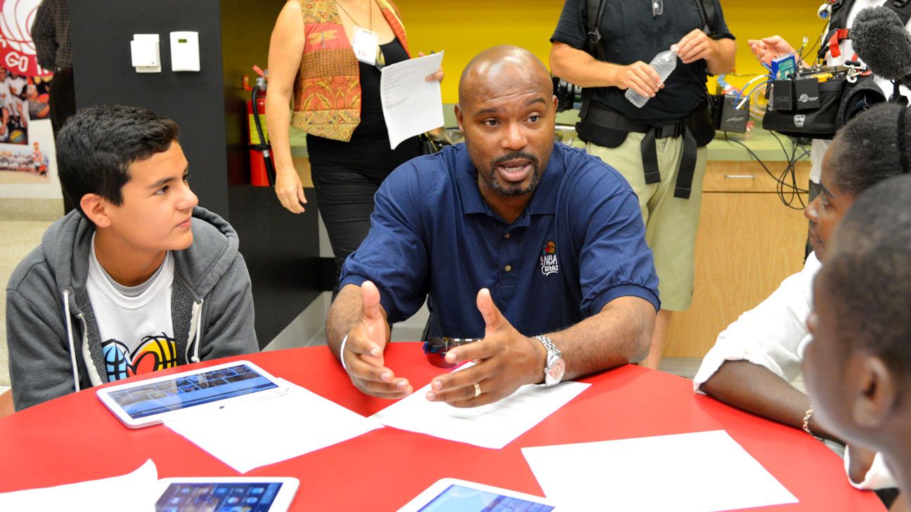 Tim Hardaway to make Manila return with Brian Scalabrine for NBA 3X PH ...
