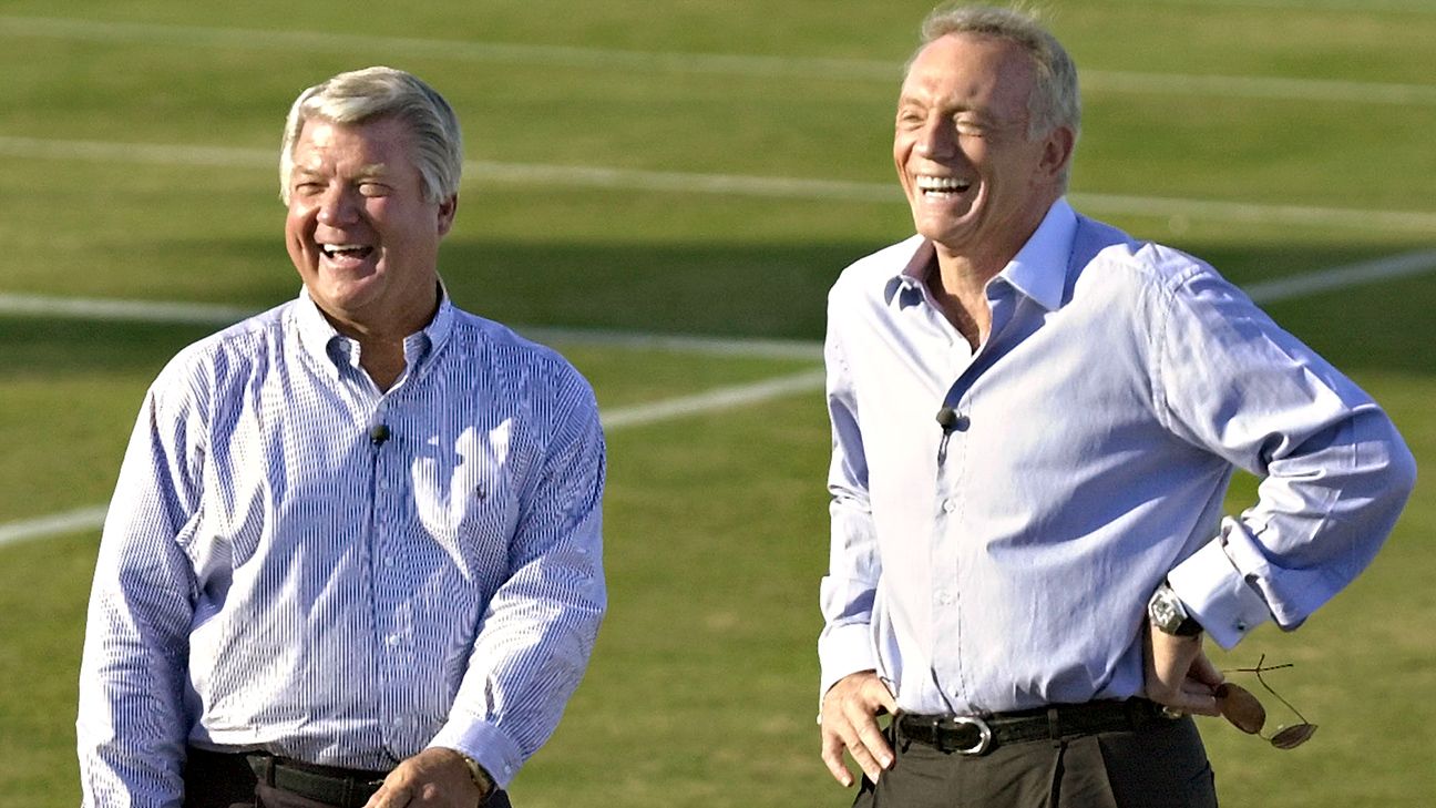 Jerry Jones, Jimmy Johnson share spotlight at 1992 Cowboys reunion ...