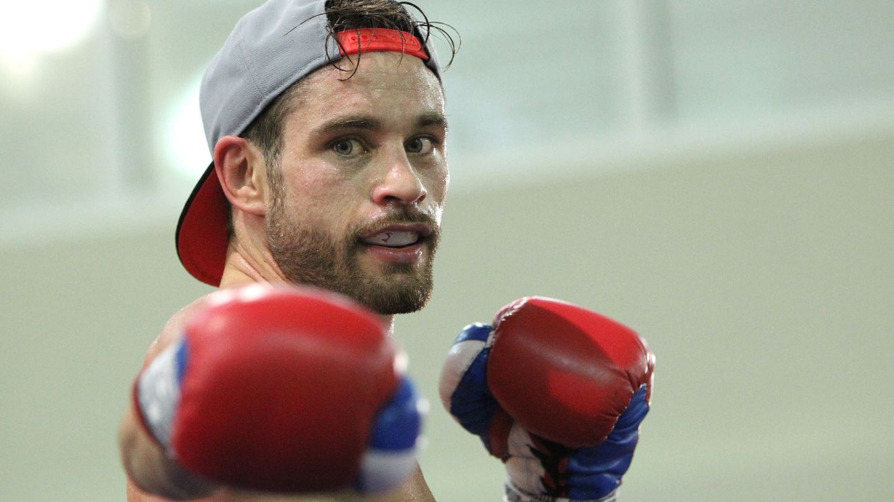 Chris Algieri to face Erick Bone on Daniel Jacobs-Peter Quillin ...