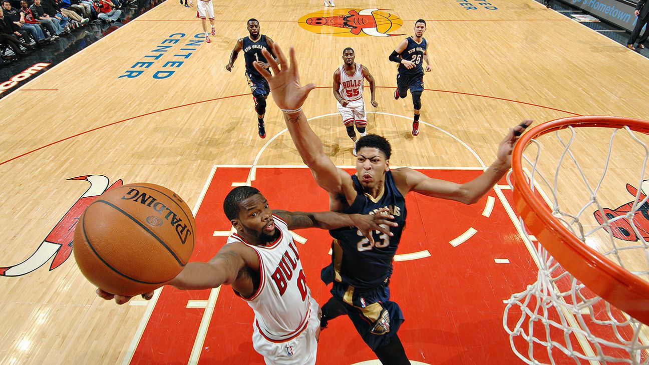 Anthony Davis soars in a hometown debut - ESPN - Chicago Bulls Blog- ESPN