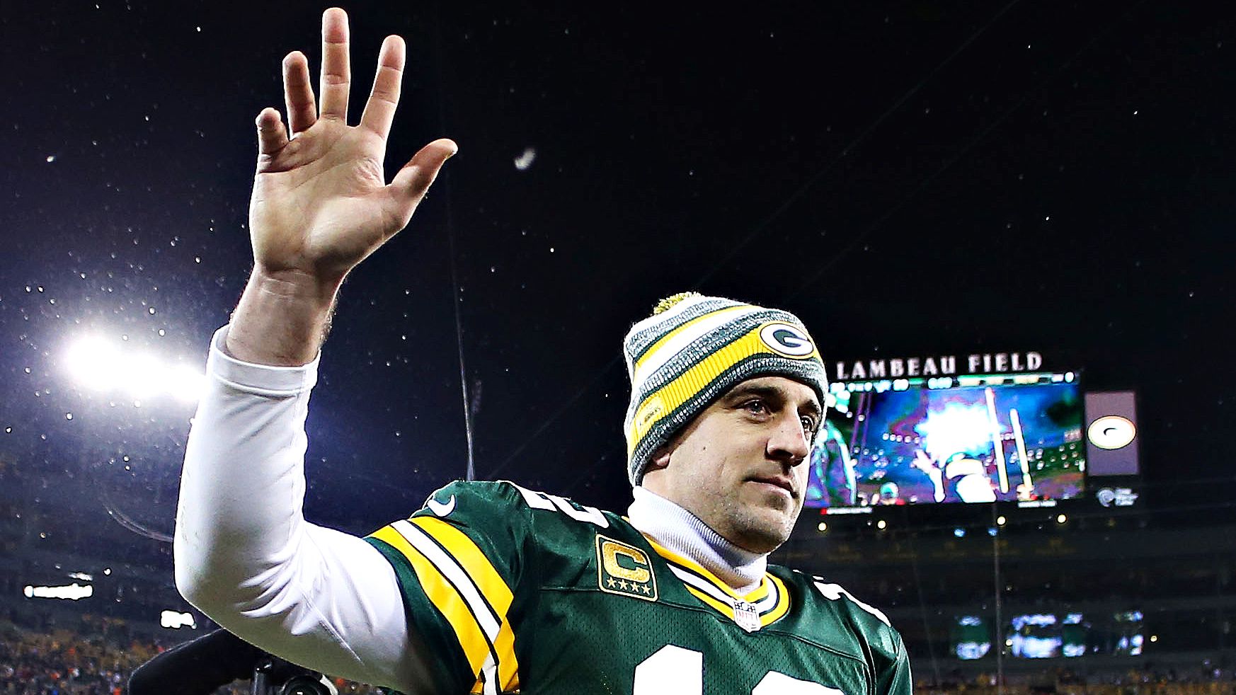 Aaron Rodgers gets treatment on calf - ESPN