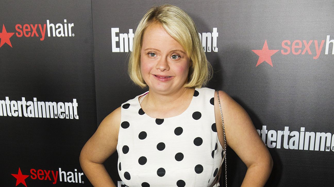 'Glee' Star Sends Cheers To Basketball Heroes Who Silenced Bullies - ESPN