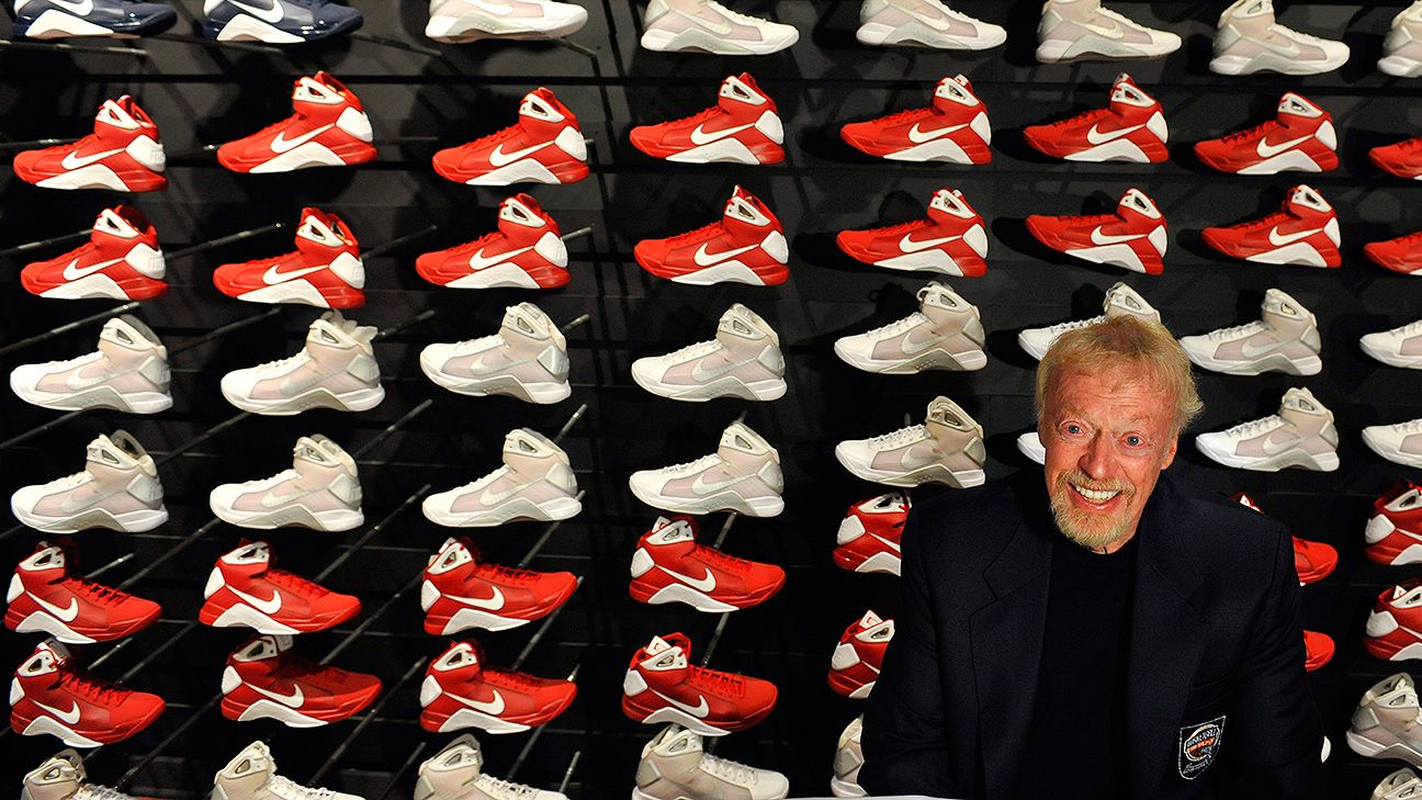 Nike co-founder Phil Knight donates $400 million to Stanford University ...