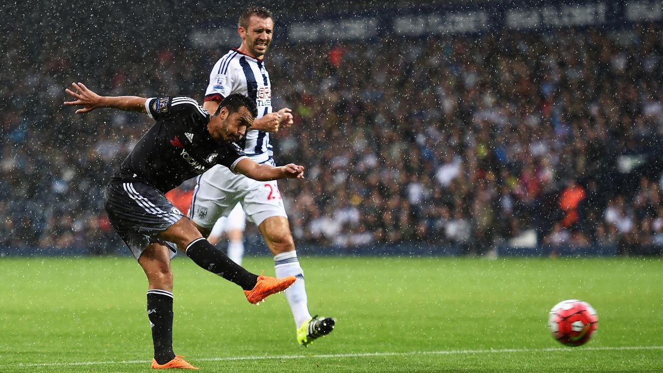 Pedro stars for Chelsea win Man City maintain perfect start - ESPN