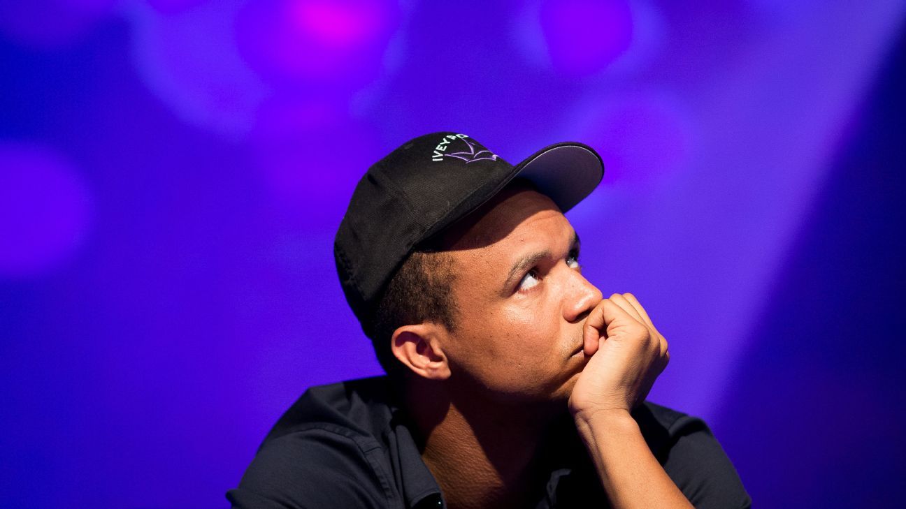 Gambling - "A Queen of sorts", the 30 for 30 podcast - ESPN