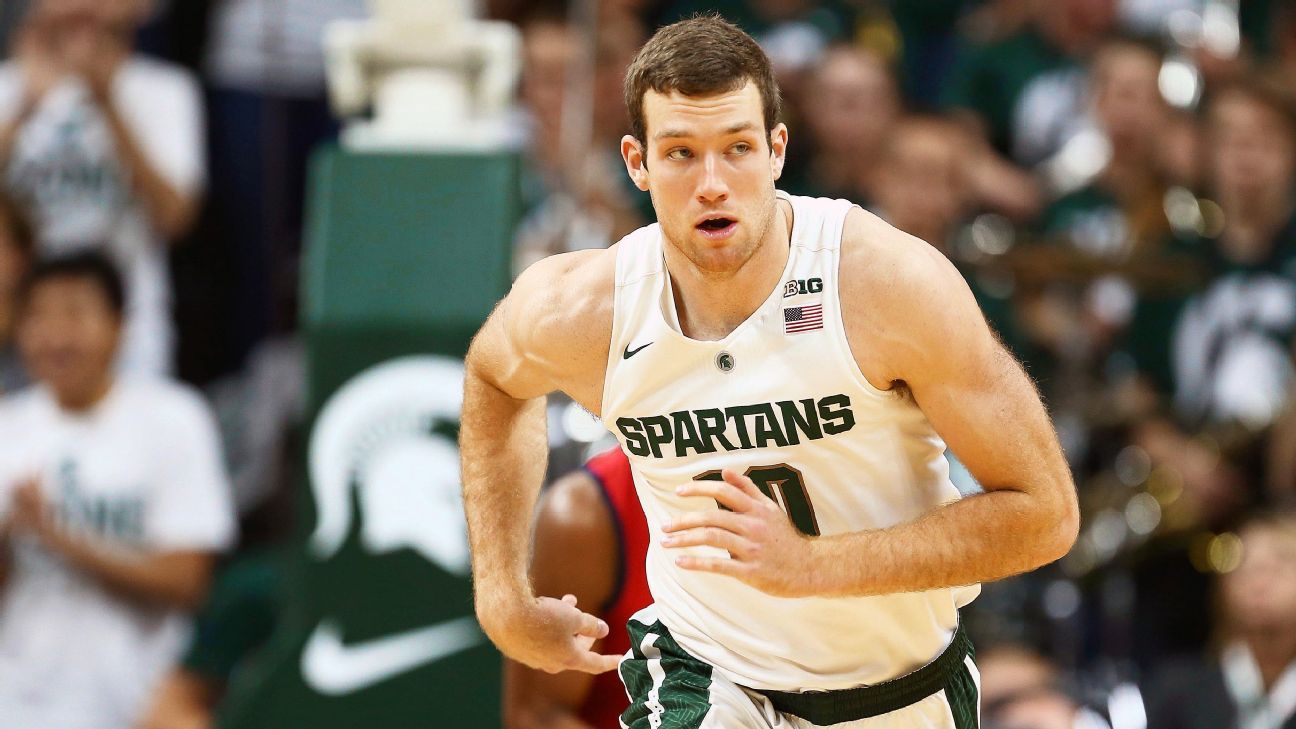 Hawks sign former Michigan State center Matt Costello - ESPN