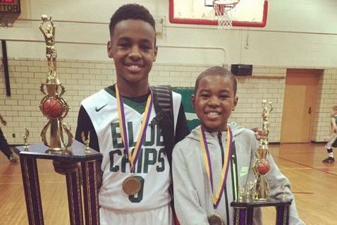 With dad on hand, LeBron's sons dazzle at youth showcase - ESPN