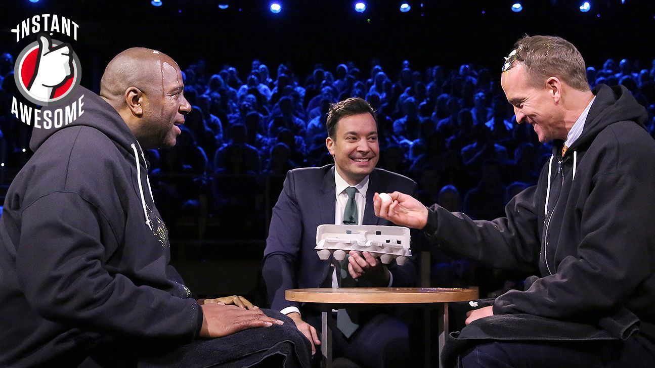 Watch Magic Johnson and Peyton Manning smash raw eggs on their heads - ESPN