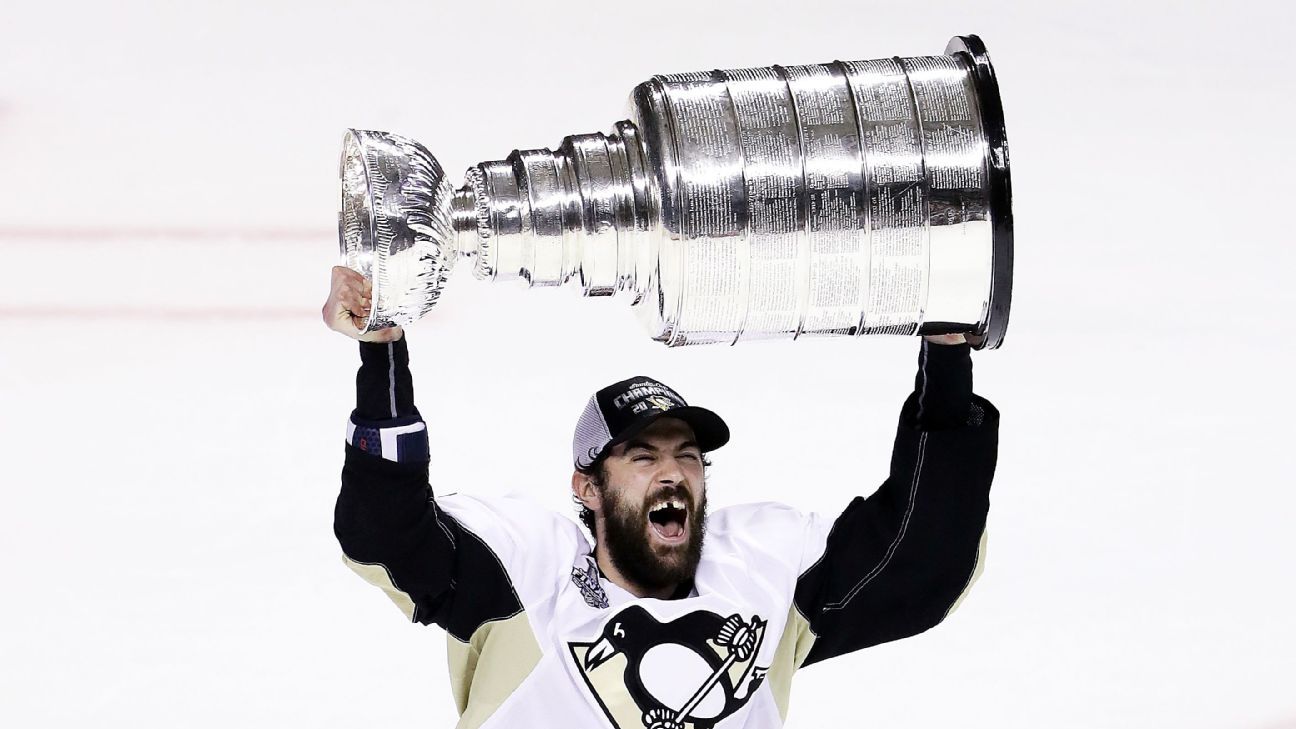 Justin Schultz re-signs with Penguins - ESPN